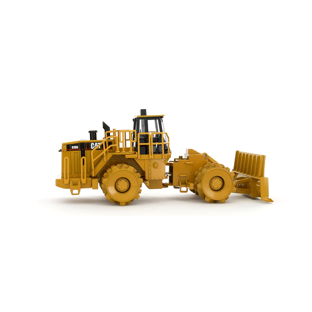 CAT 836G Landfill Compactor 55074 1 - Cat® Diecast Scale Models