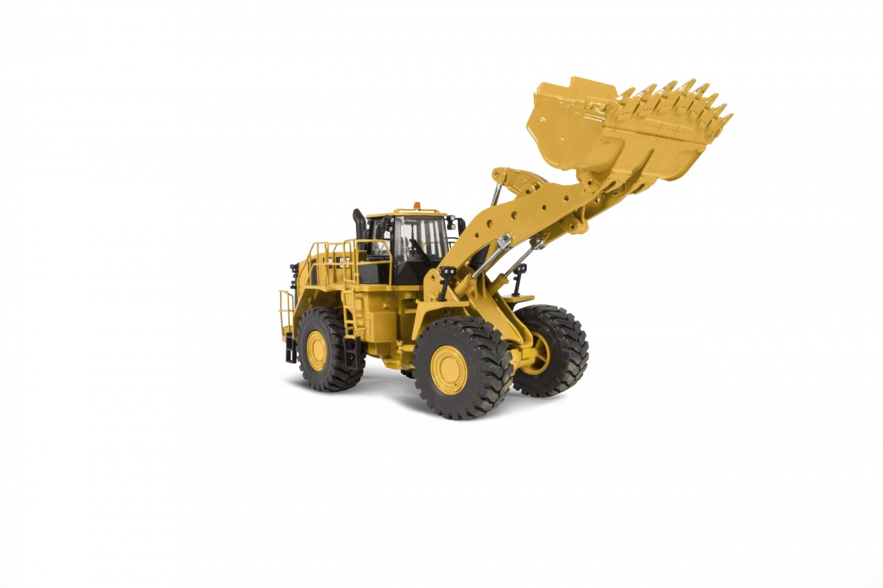 CAT 1:50 scale 988K Wheel Loader TR10001 2 - Cat® Diecast Scale Models