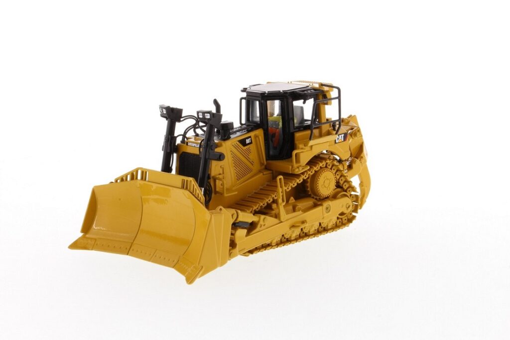 Cat Diecast D8T Track-Type Tractor with 8U Blade 85566 - Cat® Diecast ...