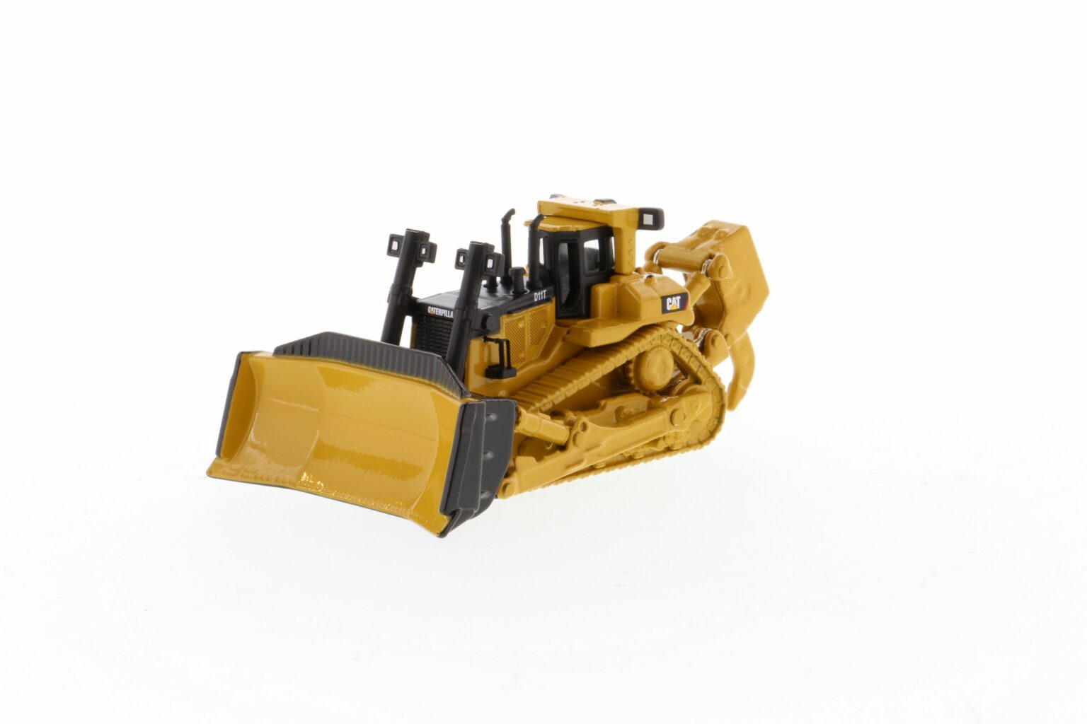 Track-Type Tractors and Wheel Dozers Caterpillar Diecast Models