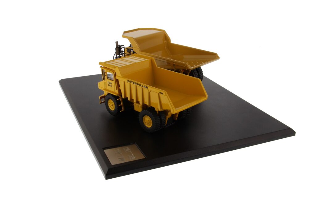 Cat Diecast 769 & 770 Off Highway Truck 85562 Evolution Series - Cat ...