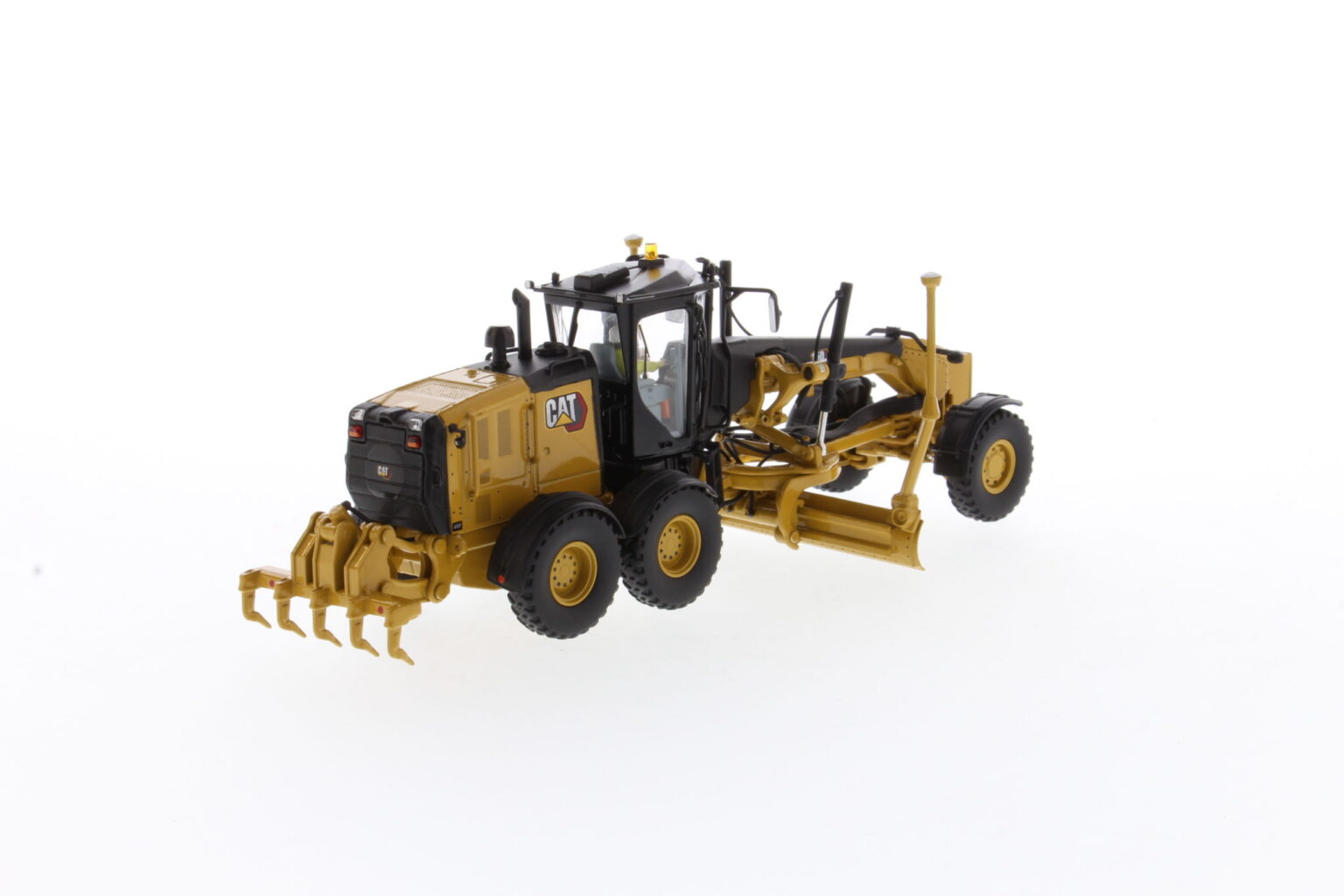 Cat Diecast 150 Motor Grader 85667 - Cat® Diecast Scale Models
