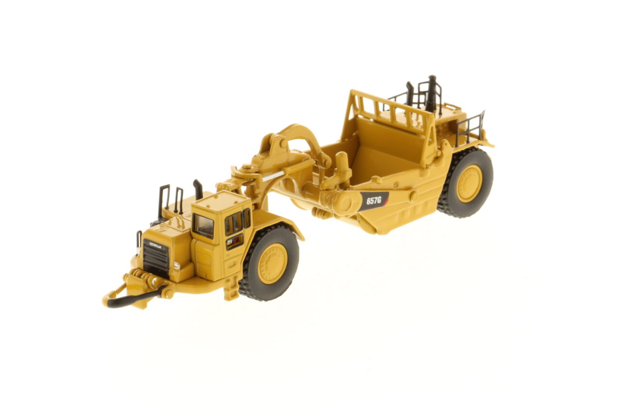 Cat Diecast 657G Tractor Scraper Highline Series 1:125 scale 85542 - Catmodels.com
