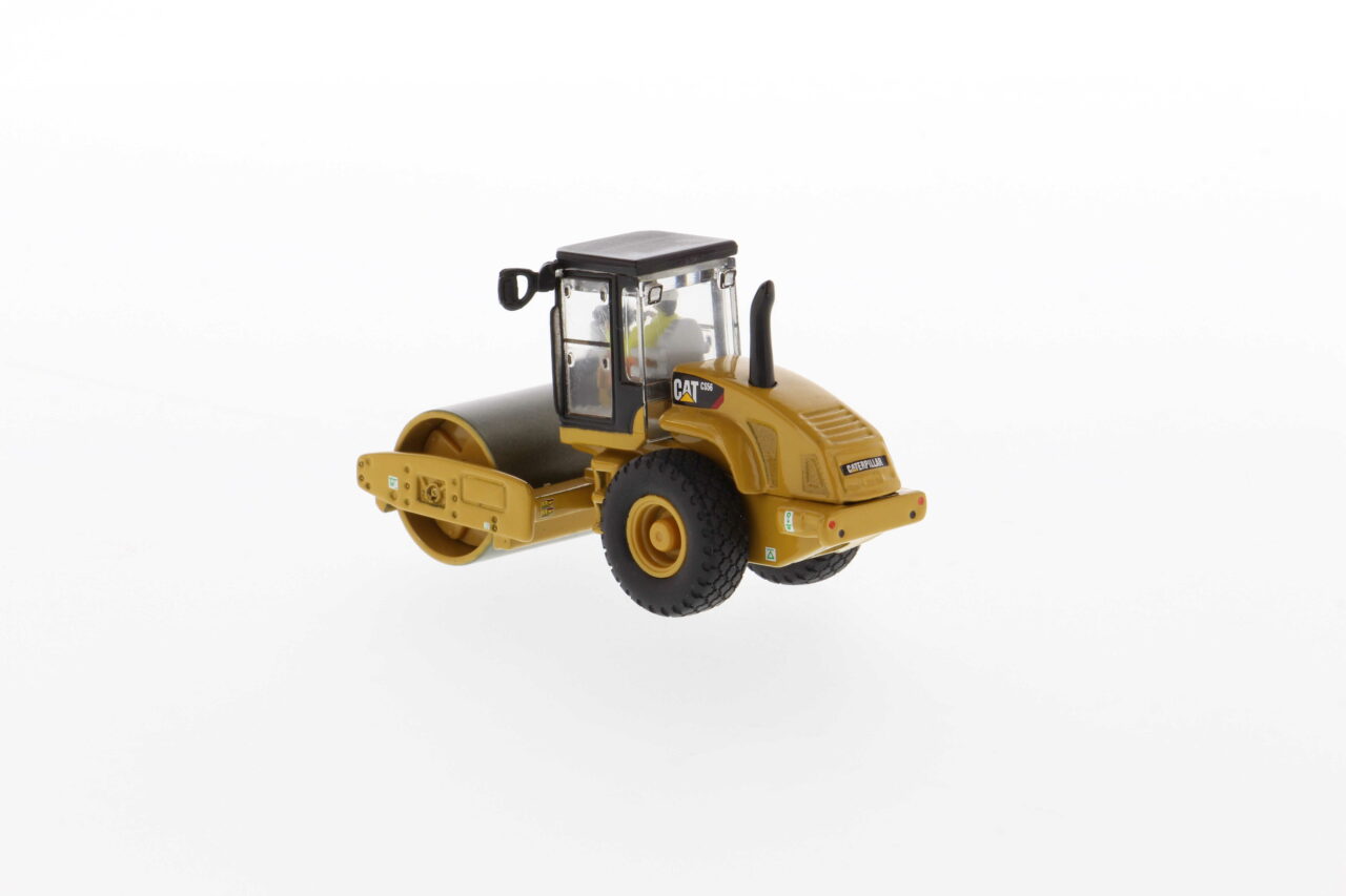Cat CS56 Smooth Compactor 85246 1:87 scale - Cat® Diecast Scale Models