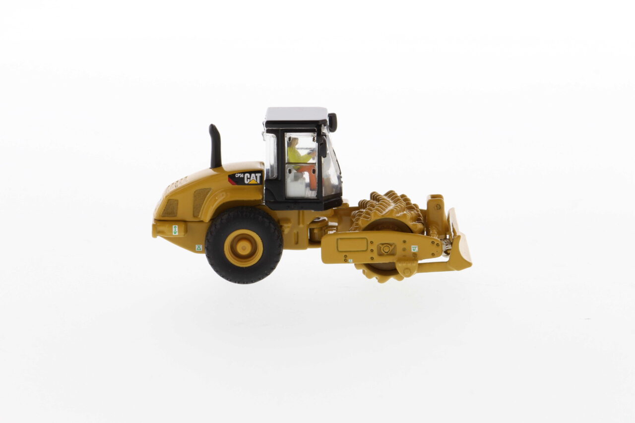 Cat CP56 Padfoot Compactor 85247 1:87 scale - Cat® Diecast Scale Models