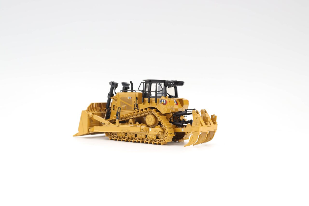 Cat 1:50 D8 Track-Type Tractor 85757 - Cat® Diecast Scale Models